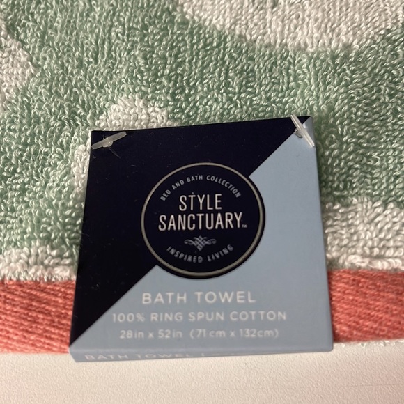 Style sanctuary | Bath | Nwt Style Sanctuary One Hand Towel Sea Turtles Starfish | Poshmark
